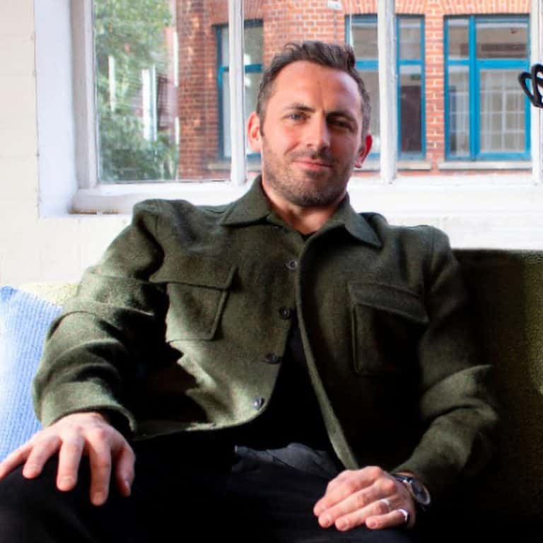 Steve Howell of Dark Horses: my Desert Island winning women sport Ads ...